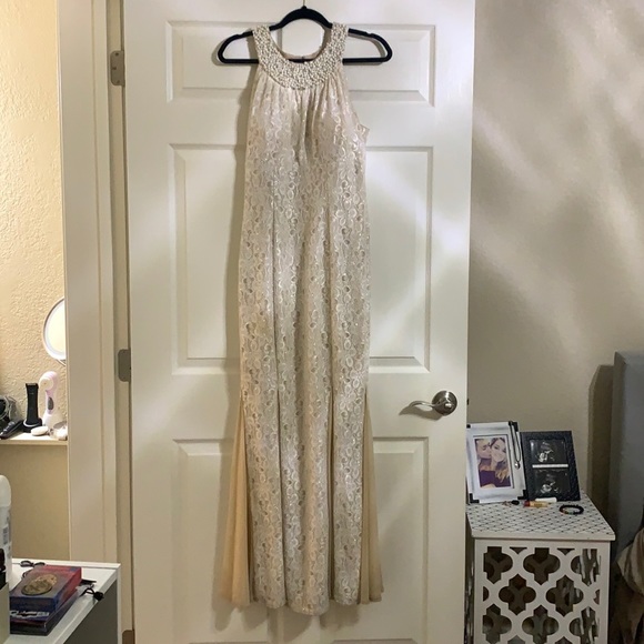 Cachet | Dresses | Cachet Lace And Pearl Ivory Dress | Poshmark